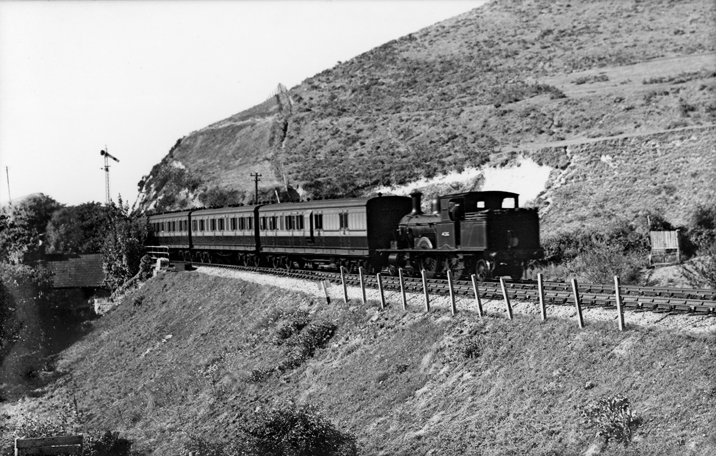 LSWR Adams Class 4-4-2T approaching Corfe Castle in the Virtual Swanage ...